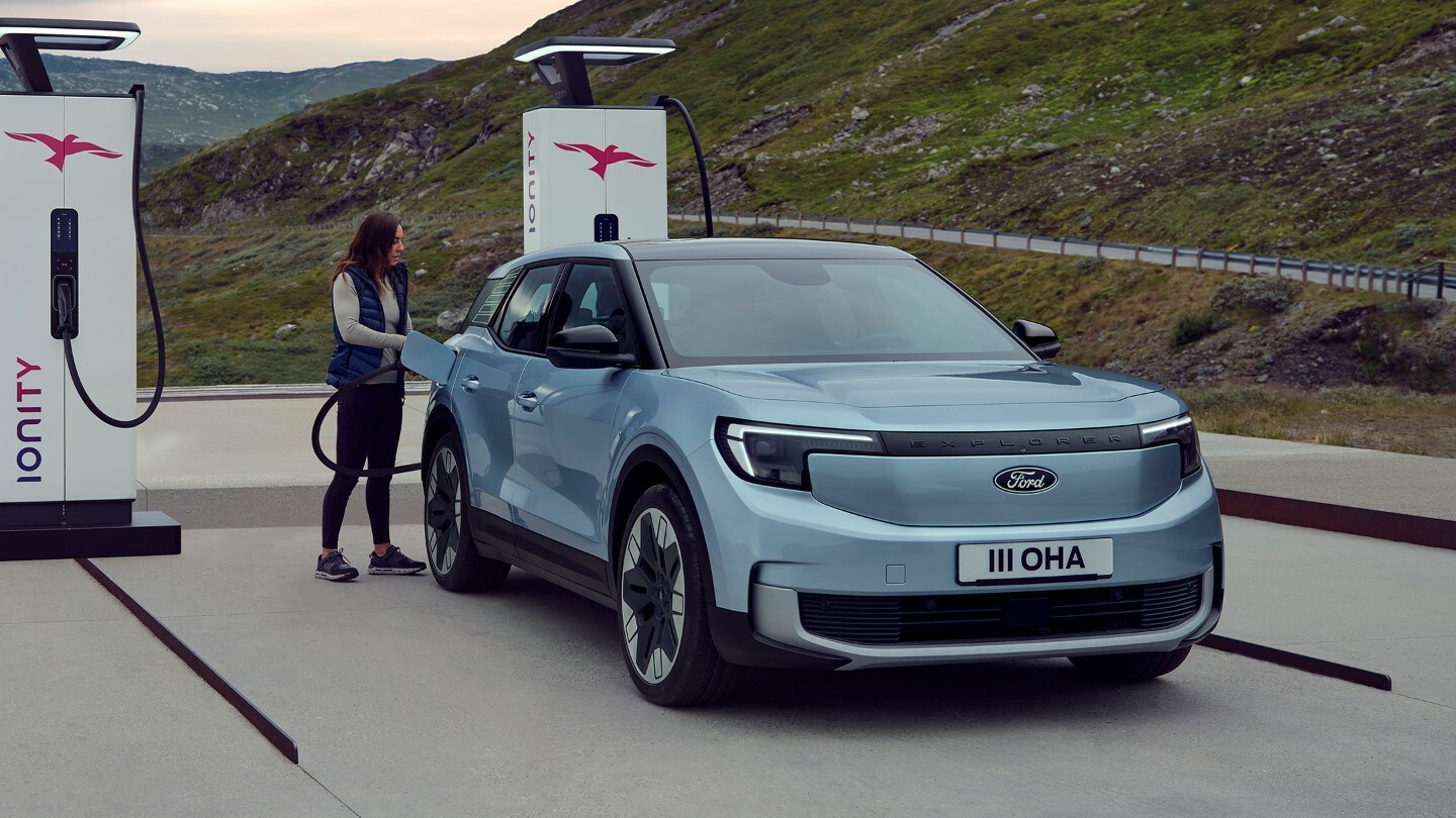 Borne de recharge publique : comment les utiliser ? | Ford FR