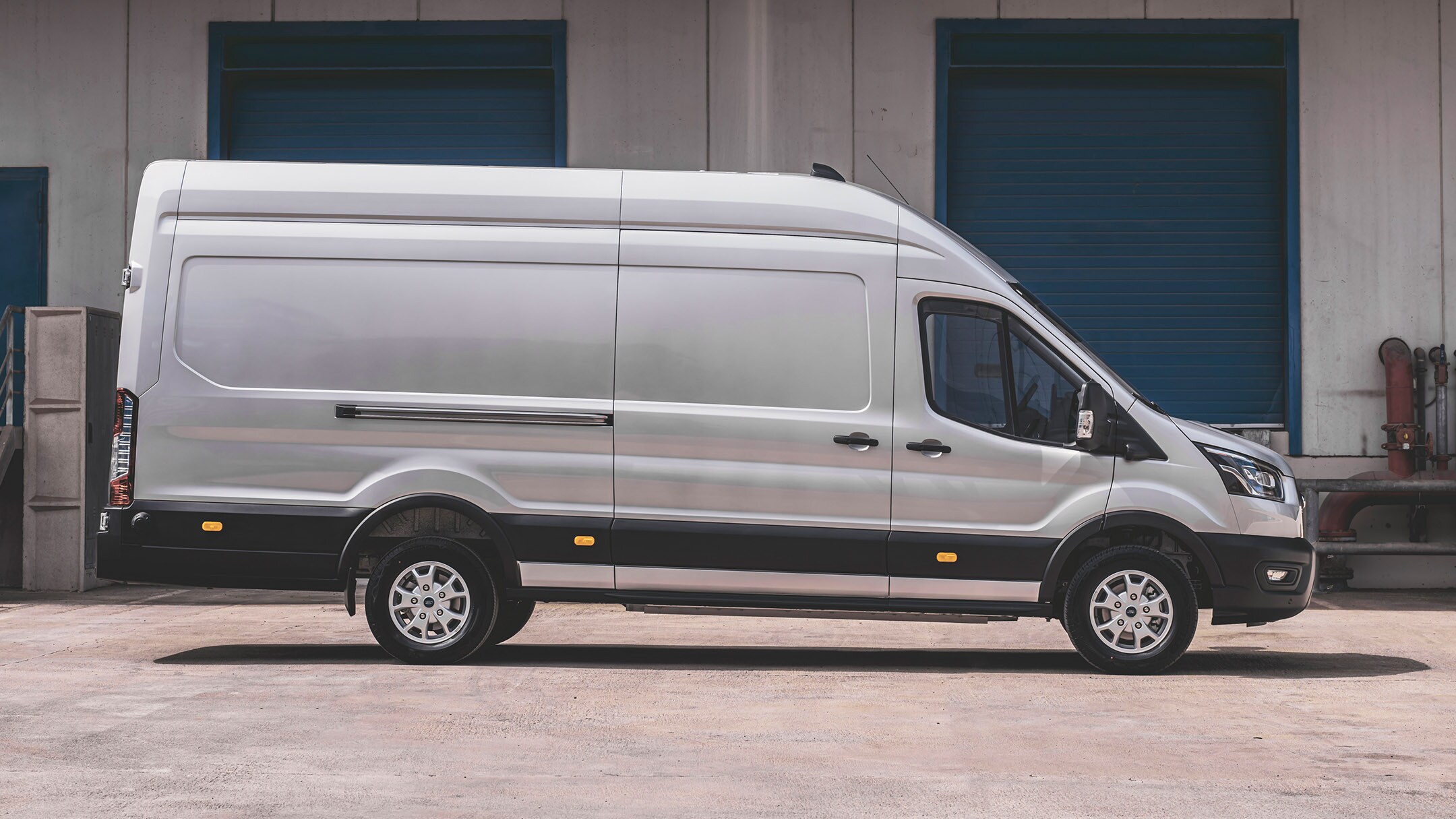 Ford E-Transit Van: Maximise Carrying Capacity | Ford UK